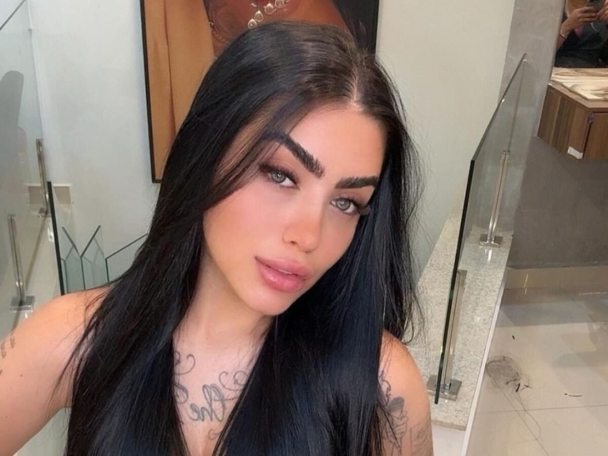 Mc Mirella perde o pudor, ‘mama’ o marido e posta nas redes sociais ...